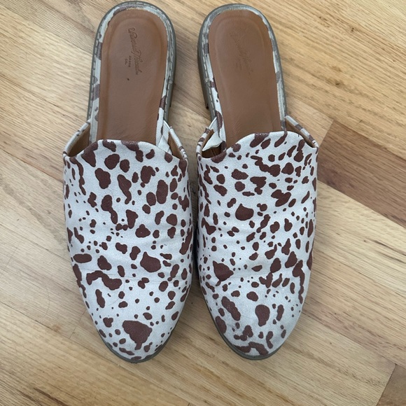 Universal Thread | Shoes | Universal Thred Cow Print Mules | Poshmark